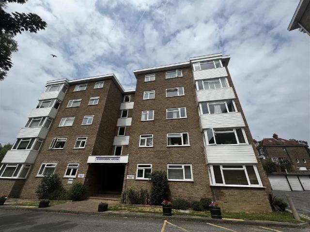 apartment for rent in Surrenden Road, Brighton