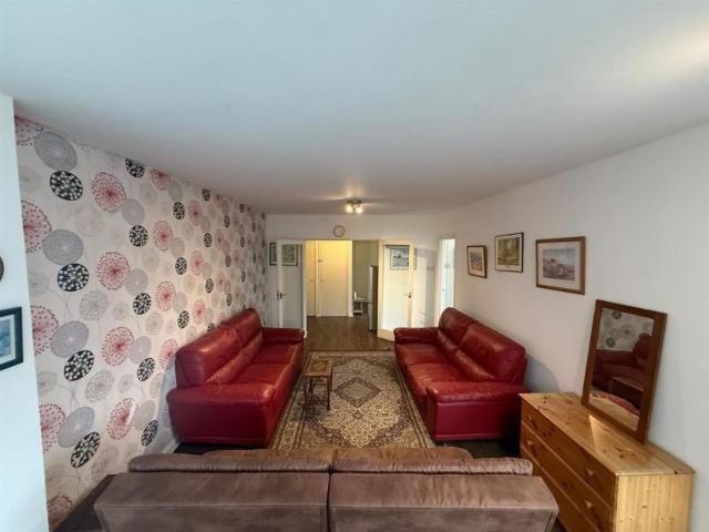 apartment for rent in Sussex Heights, Brighton