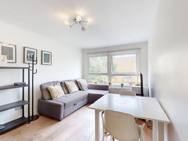apartment for rent in Pollitt Drive, London, NW8 8UA