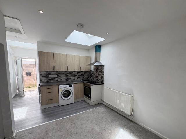 Apartment for rent in Poole, Dorset