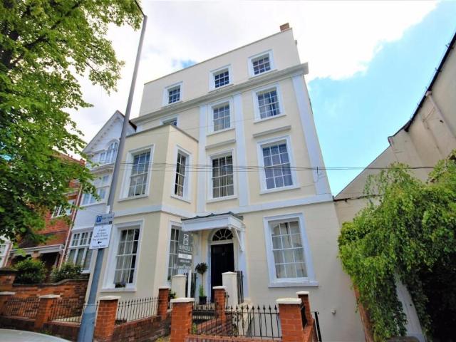apartment for rent in Portland Street, CV32 5EY
