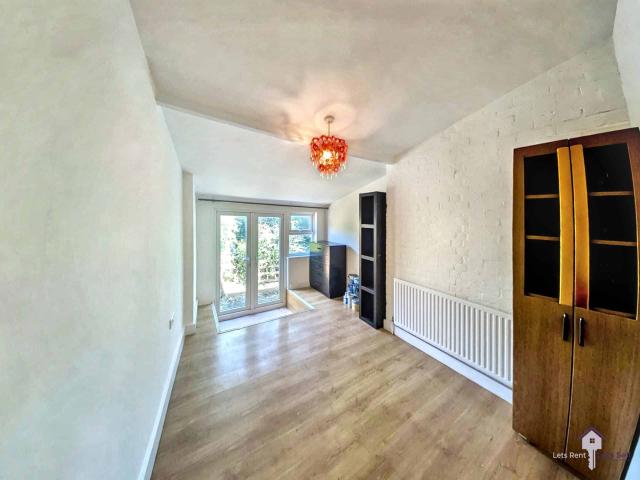 apartment for rent in Portswood Road, SO17