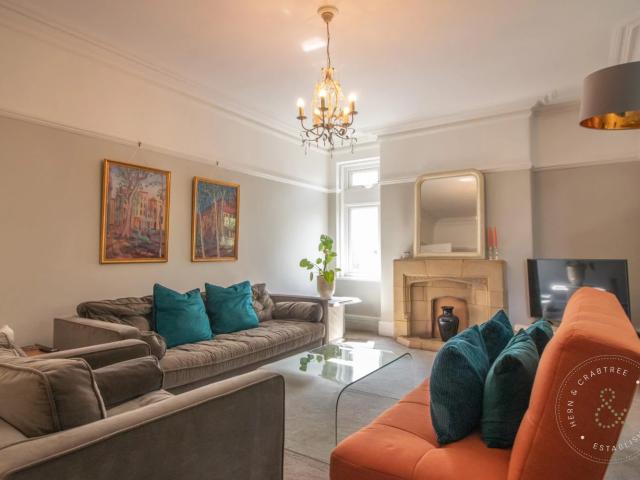 apartment for rent in Palace Road, Llandaff, Cardiff CF5 2AF