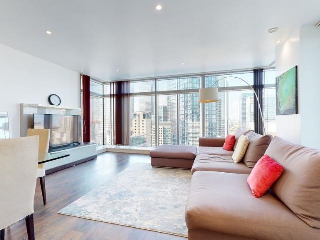 2 bedroom flat to rent on Pan Peninsula Square, London