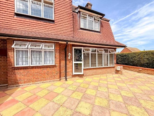 apartment for rent in Park Way, HA4 8NY