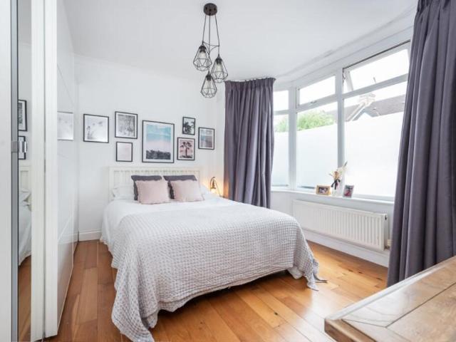 apartment for rent in Park Avenue, CR4 2EL