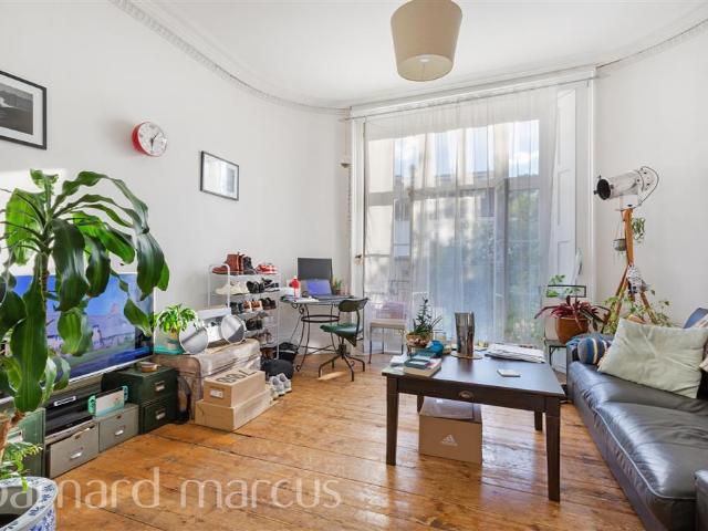 apartment for rent in Park Hill, London, London