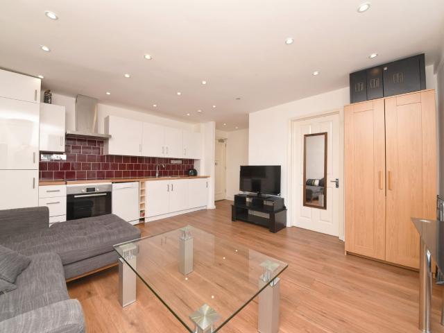apartment for rent in Park Road, NW1 6XX