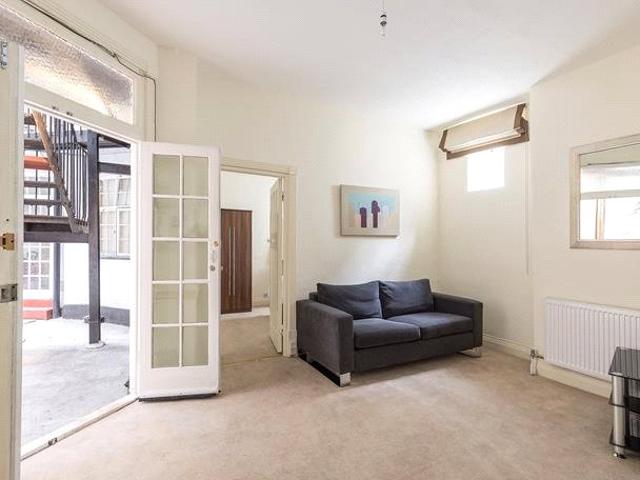 apartment for rent in Park Road, St Johns Wood, London