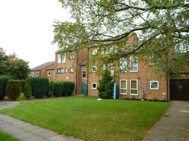 apartment for rent in Parkfield Drive, Castle Bromwich, Birmingham, B36 9TJ