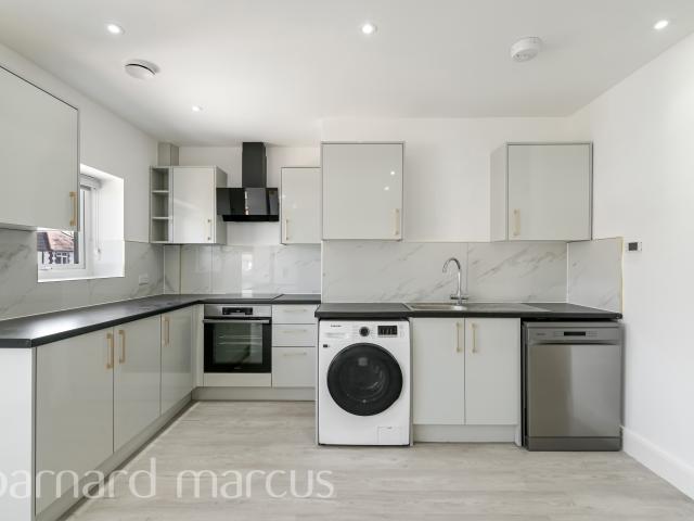apartment for rent in Parkfield Road, Feltham, Feltham