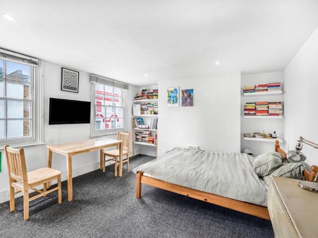 apartment for rent in Parkway, NW1 7PP