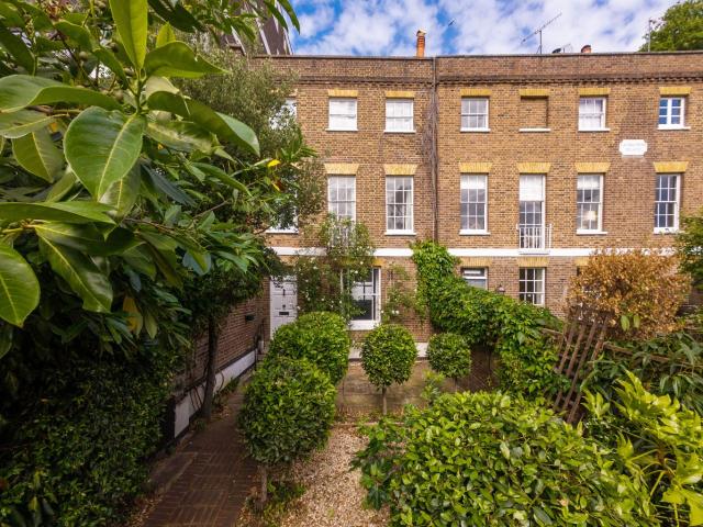 apartment for rent in Petersham Road