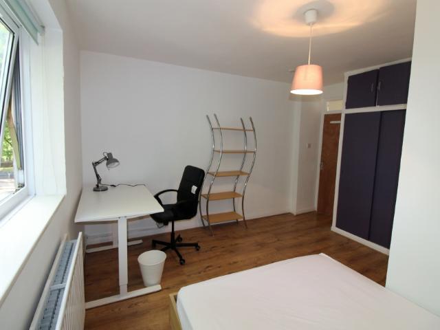 apartment for rent in, Phoenix Court, Purchese Street, London NW1