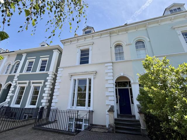 apartment for rent in Pittville Crescent, GL52 2QZ