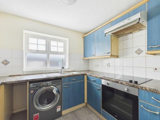 apartment for rent in Pickfords Gardens, SL1 3GQ