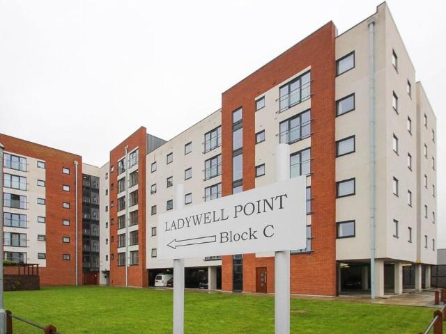 apartment for rent in Pilgrims Way, M50 1AU