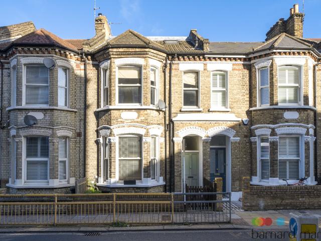 apartment for rent in Plough Road, London, London