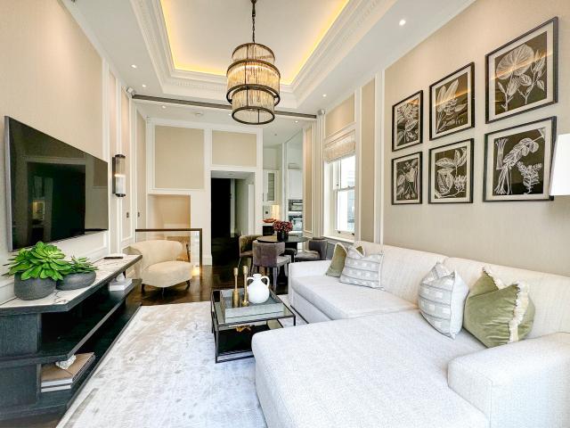 apartment for rent in Prince of Wales Terrace, Kensington W8