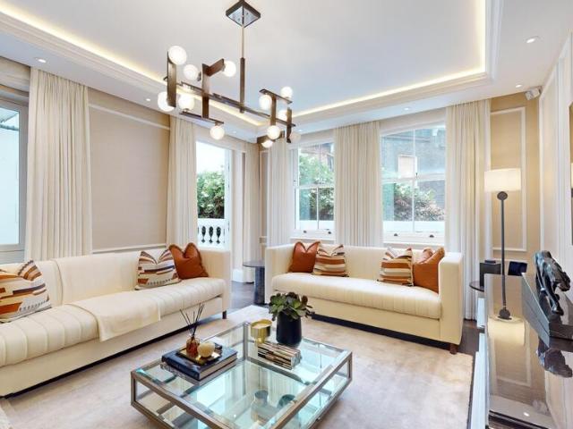 3 bedroom flat to rent on Prince Of Wales Terrace, London