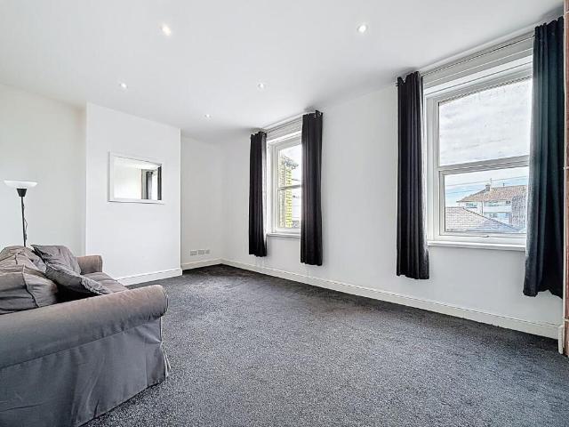 apartment for rent in Property, CF14 1DJ