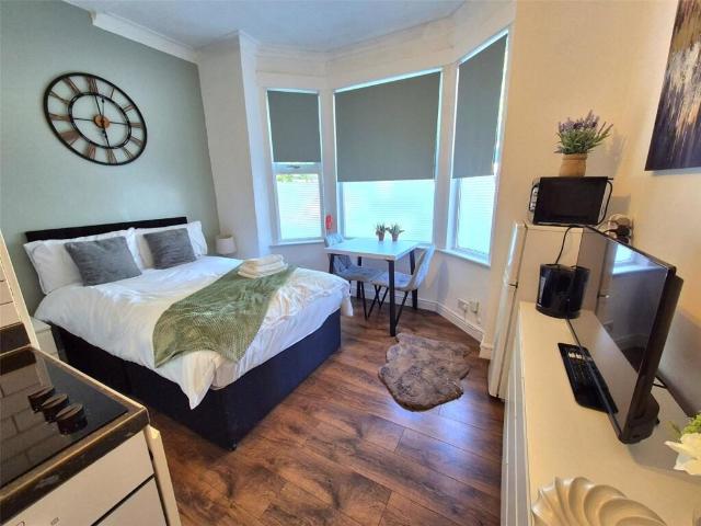 apartment for rent in Property, CV6 6FS