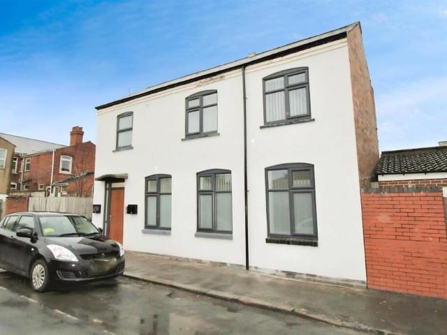 apartment for rent in Property, CV21 3JB
