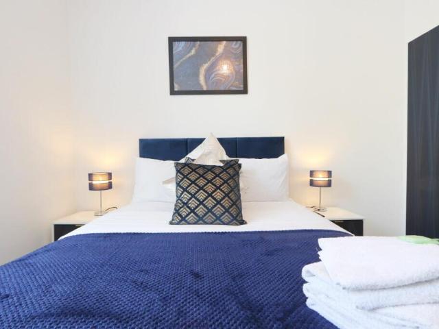 apartment for rent in Property, BS1 1SA