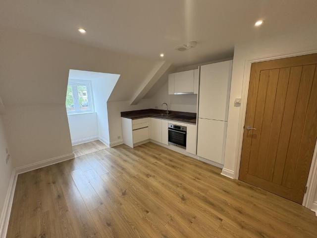 apartment for rent in Property, GU7 1NJ