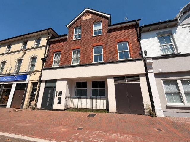 apartment for rent in Property, GU14 6ET
