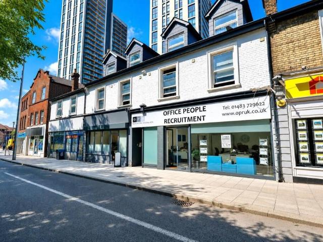 apartment for rent in Property, GU21 6BW