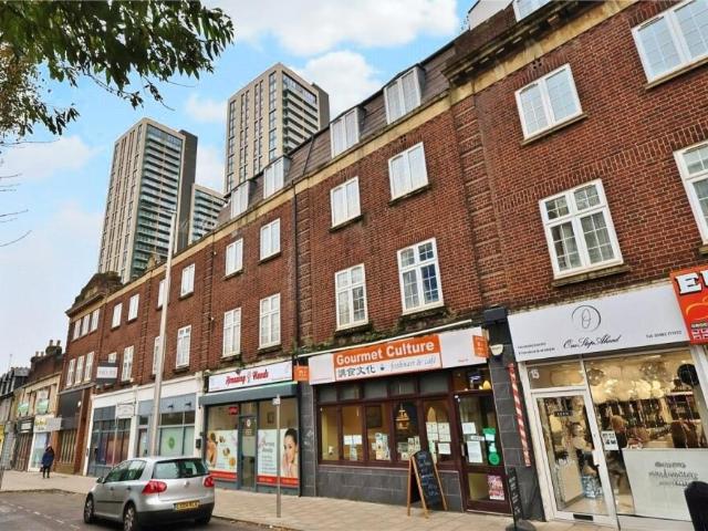 apartment for rent in Property, GU21 6BY