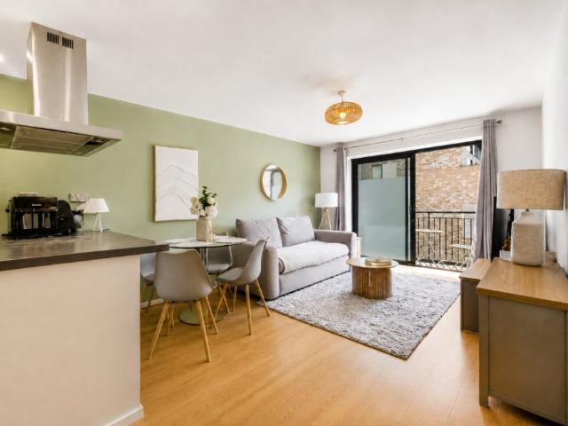 apartment for rent in Property, E14 0NN