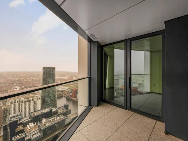 apartment for rent in Property, E14 9LY