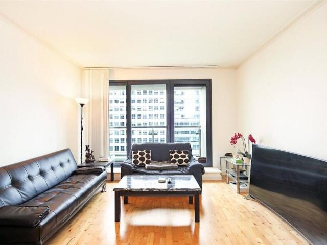 apartment for rent in Property, E14 9RU
