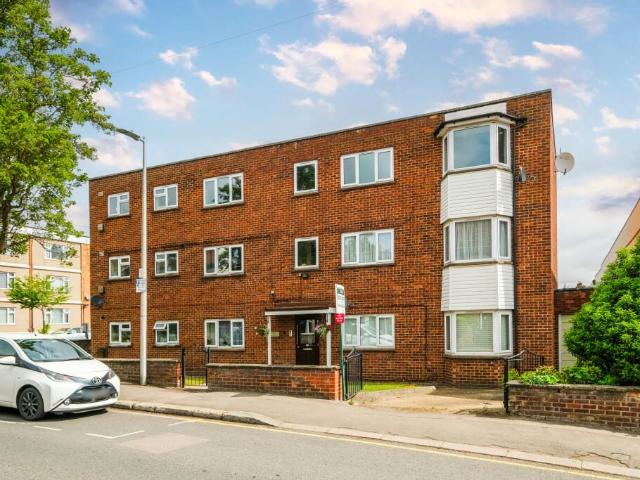 apartment for rent in Property, E18 1LJ