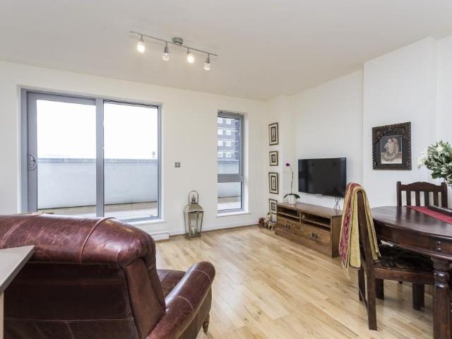 apartment for rent in Property, E1 8NS