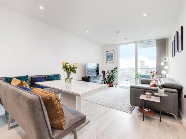 apartment for rent in Property, E3 3YB