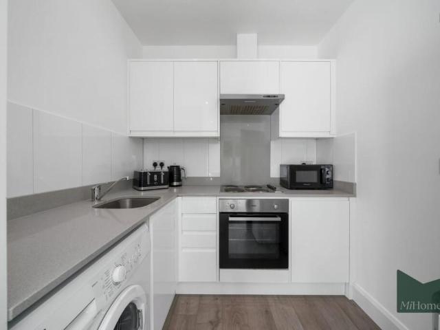 apartment for rent in Property, EN6 5DL