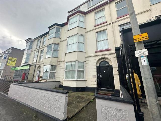 apartment for rent in Property, LL22 7PR