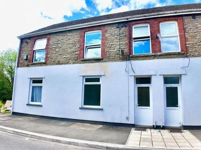 apartment for rent in Property, NP12 3UE