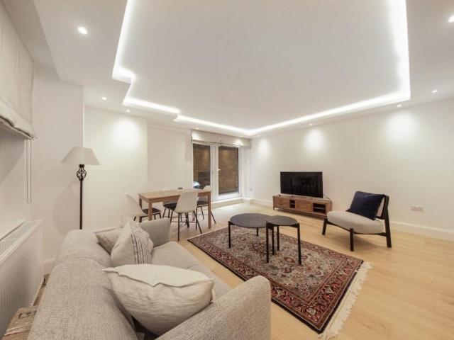 apartment for rent in Property, NW8 7JD