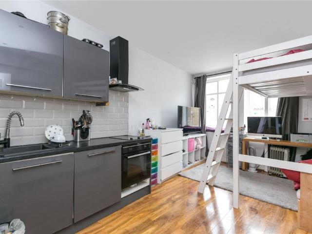 apartment for rent in Property, NW8 8EH
