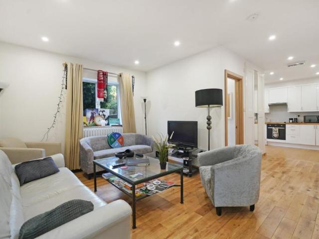 apartment for rent in Property, NW8 9YA