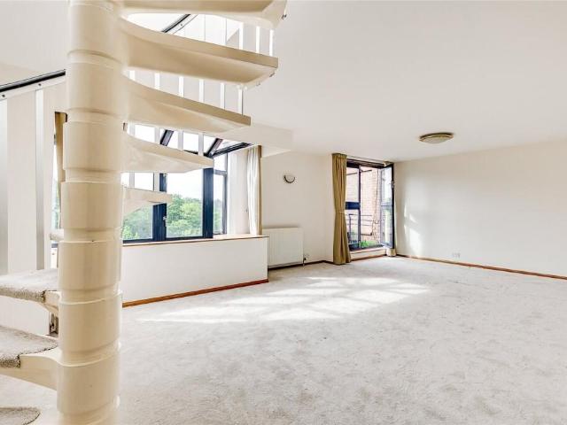 apartment for rent in Property, NW3 7NE