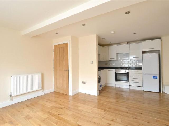 apartment for rent in Property, SE22 9BD