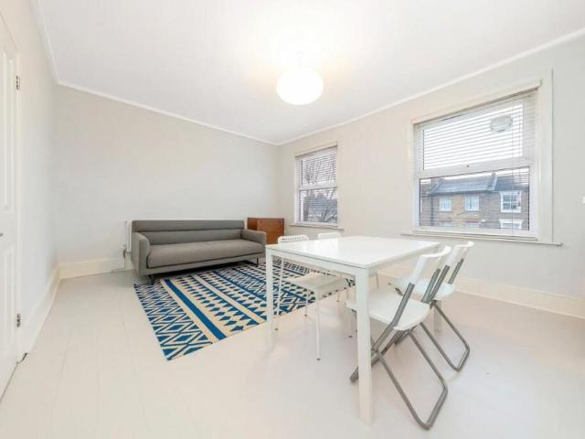 apartment for rent in Property, SE24 0NU