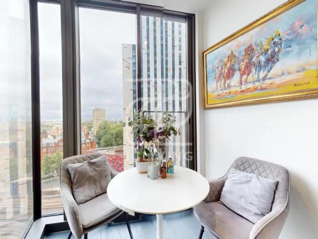 apartment for rent in Property, SW8 1SF