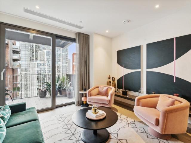 apartment for rent in Property, SW11 7DY