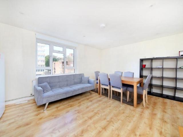 apartment for rent in Property, SW17 0UE